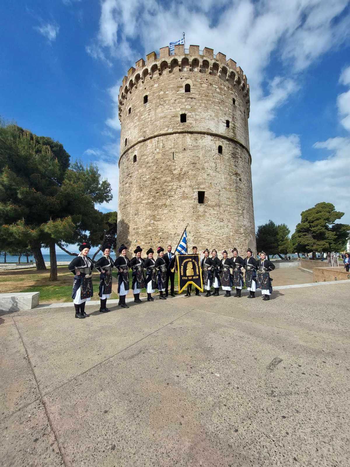 Λύκειον Ελληνίδων Θεσσαλονίκης - ιματιοθήκη, ΛΕΘ, Λ.Ε.Θ., κλήδωνας ...